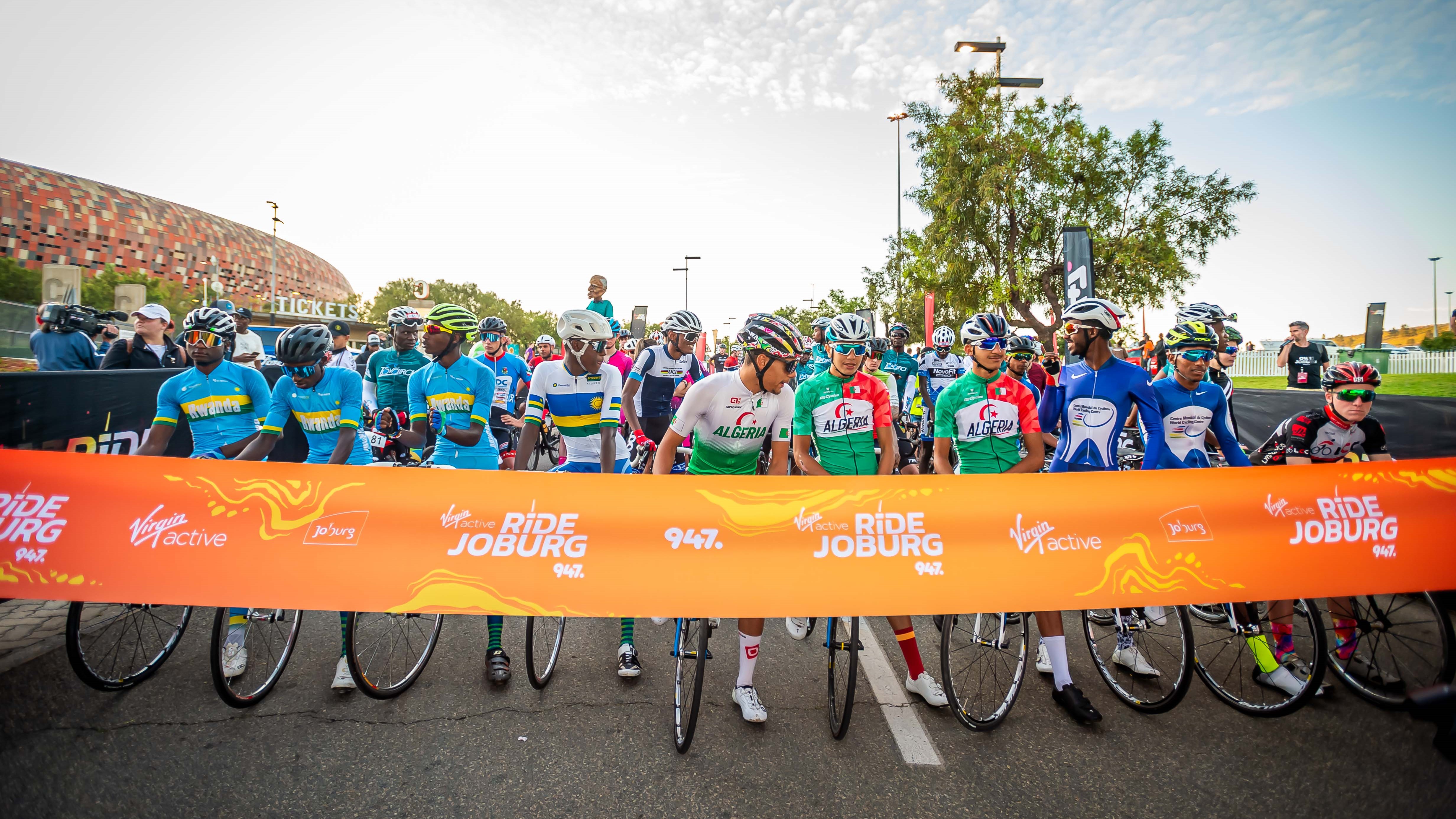 947 partners with Castle Lite