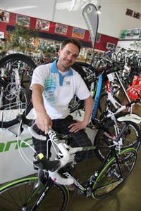 Helgard Muller to cycle the border of SA in aid of Casual Day